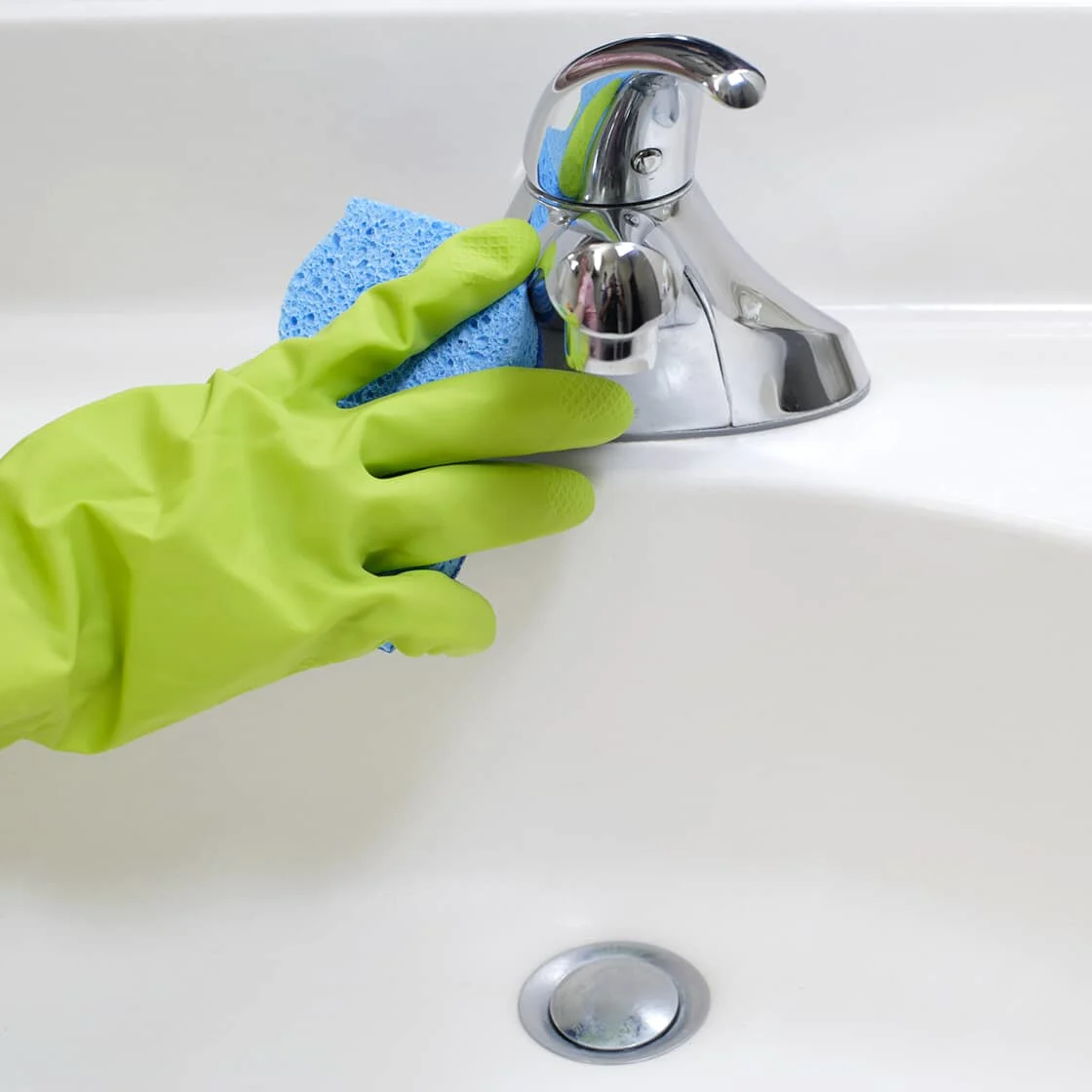 Top 15 Places in Your Home that You Forget to Clean