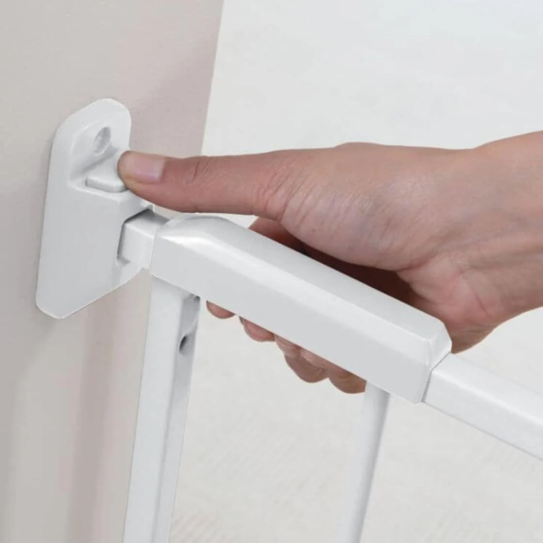 Here’s How to Babyproof Your Home | Home Hardware