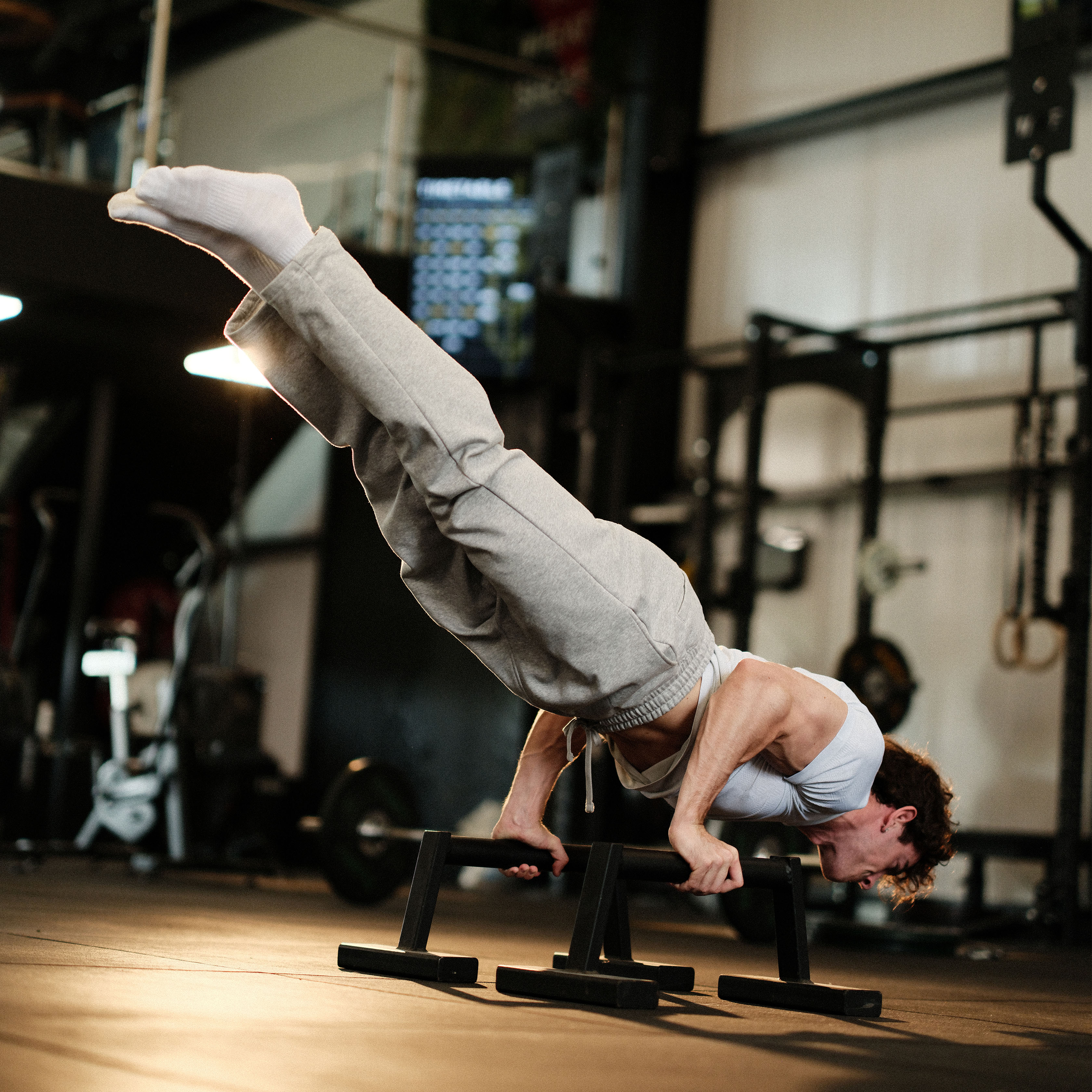 Calisthenics For Beginners: 8 Exercises To Get Started | Gymshark Central