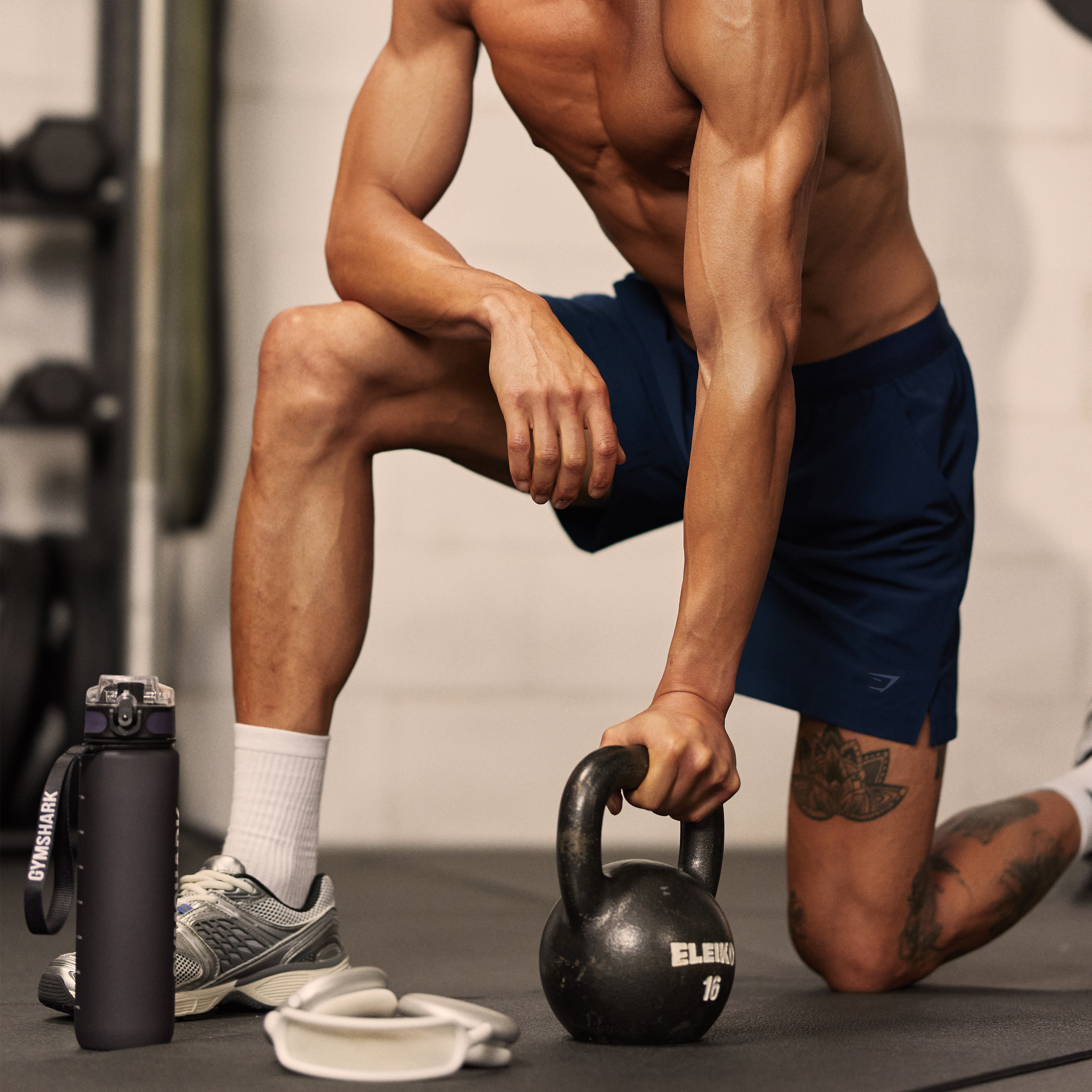 Kettlebell Core Workouts To Build A Stronger, More Stable Core ...