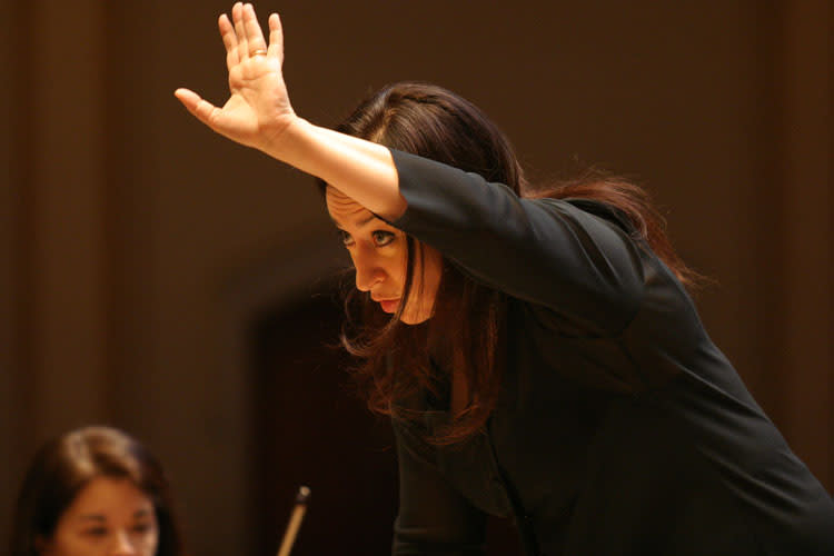 A Pioneering Conductor Takes the Podium in LA - Classical KUSC