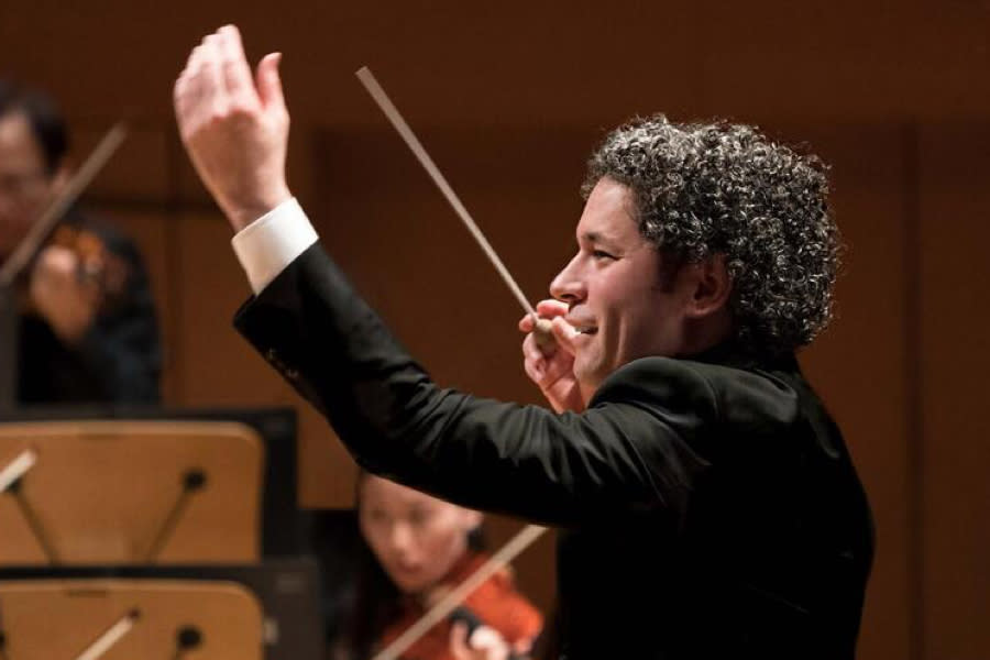 Join Classical KUSC at the Walt Disney Concert Hall this Season ...