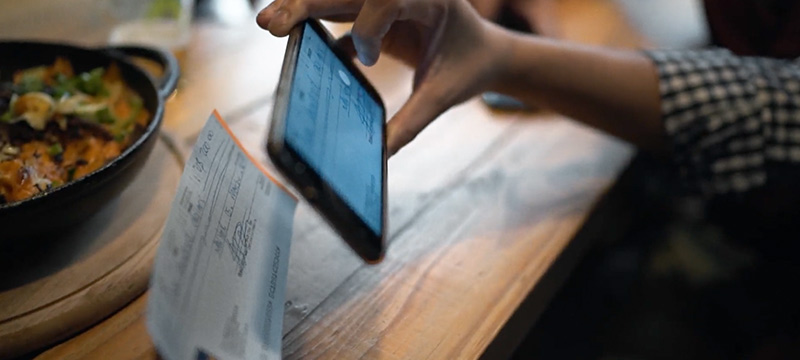 10x Banking Digitally Transforms Financial Services with Confluent