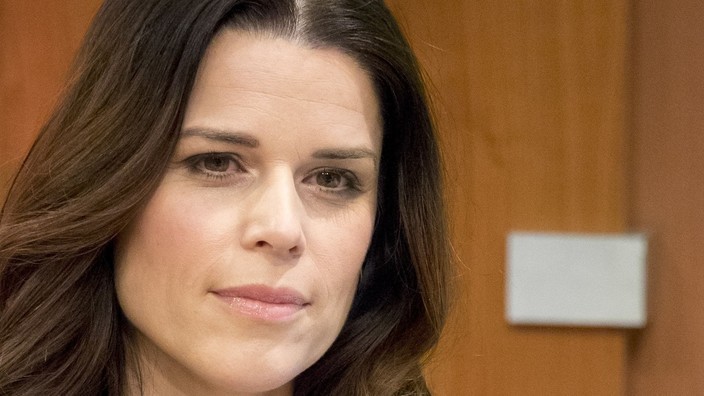 Scream queen Neve gets political | Good Morning Britain