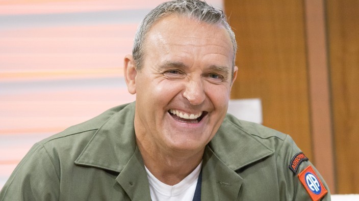 Corrie star Mark Moraghan goes full steam ahead | Good Morning Britain