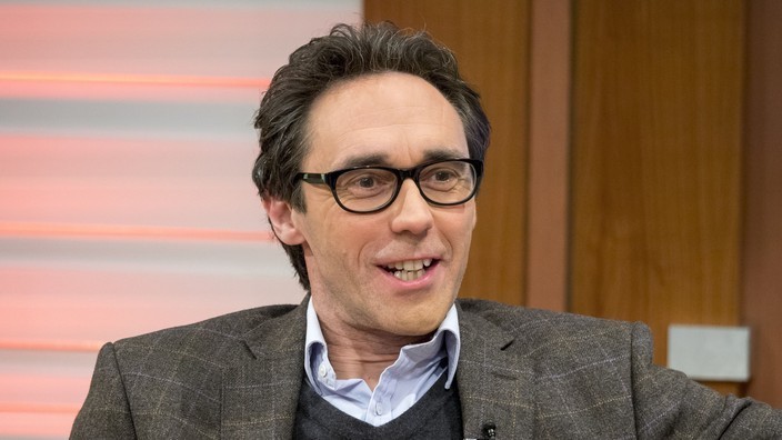 Guy Henry returns to Holby City | Good Morning Britain