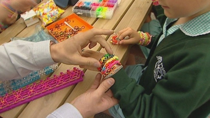 Masterclass: Making the perfect loom band | Good Morning Britain