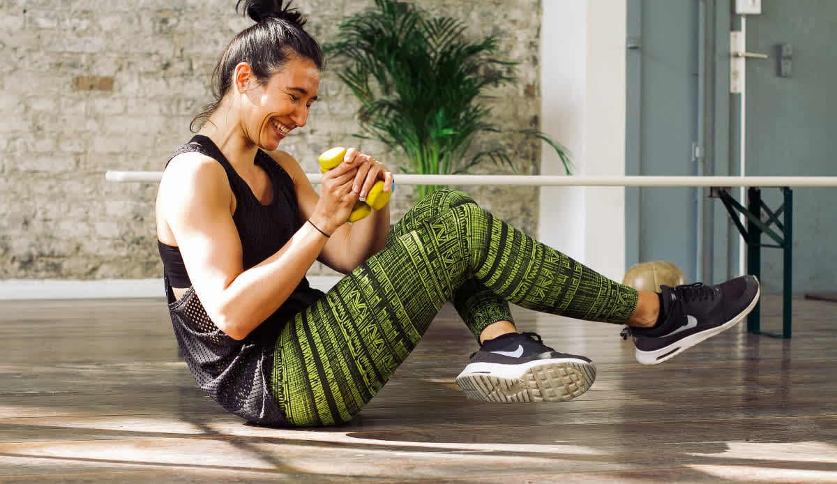 Core Workouts for Women: 4 F(ab) Exercises | 8fit