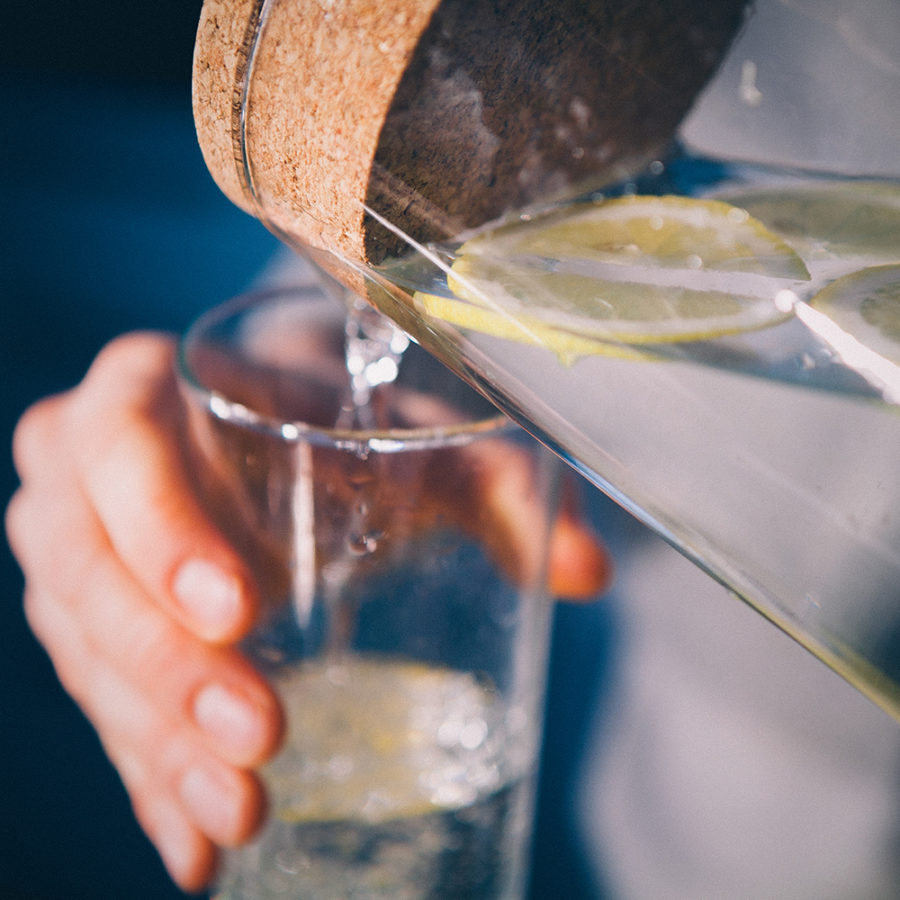 How Water Intake Tracking Can Help You Reach Your Goals | 8fit