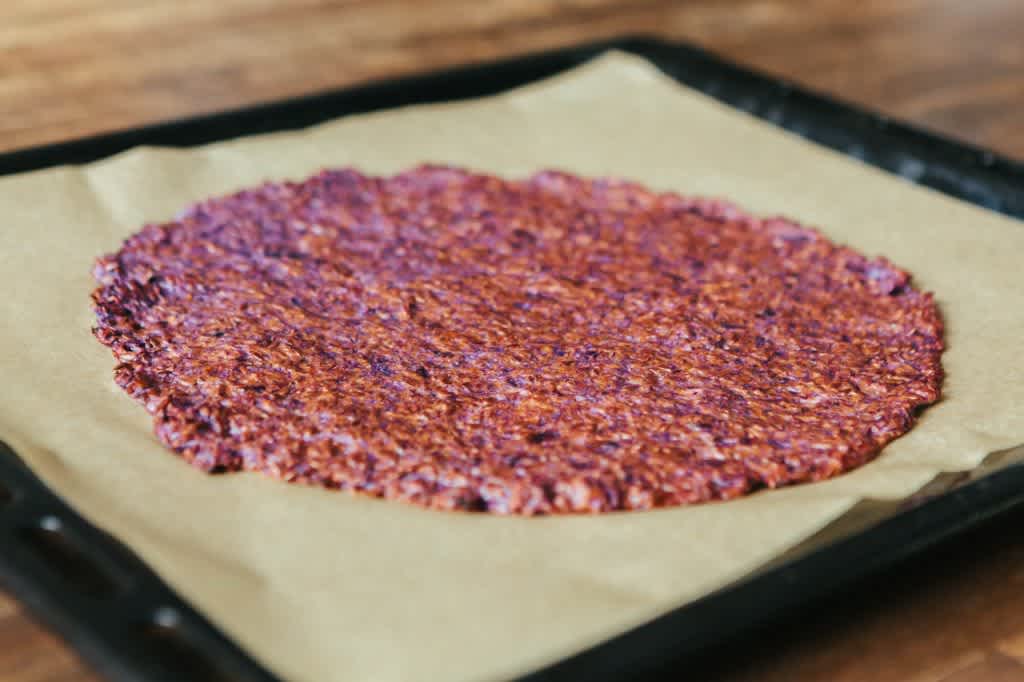 Gluten-Free, Low-Carb Cabbage Pizza | 8fit