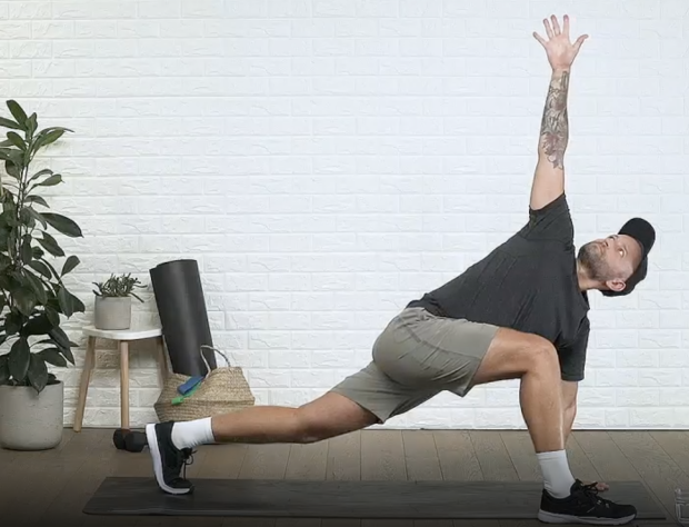 Full-body HIIT with Joey | 8fit