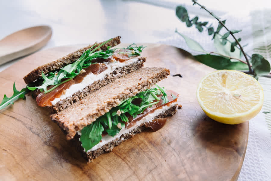 5 Healthy Late Night Snacks Ideas | 8fit