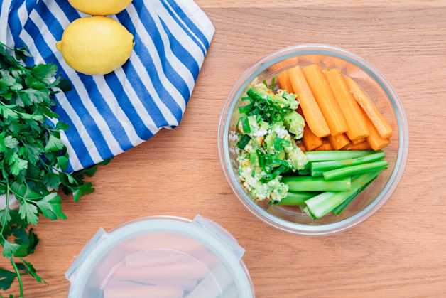 Healthy Dorm Room Essentials for Freshers’ Week and Beyond | 8fit