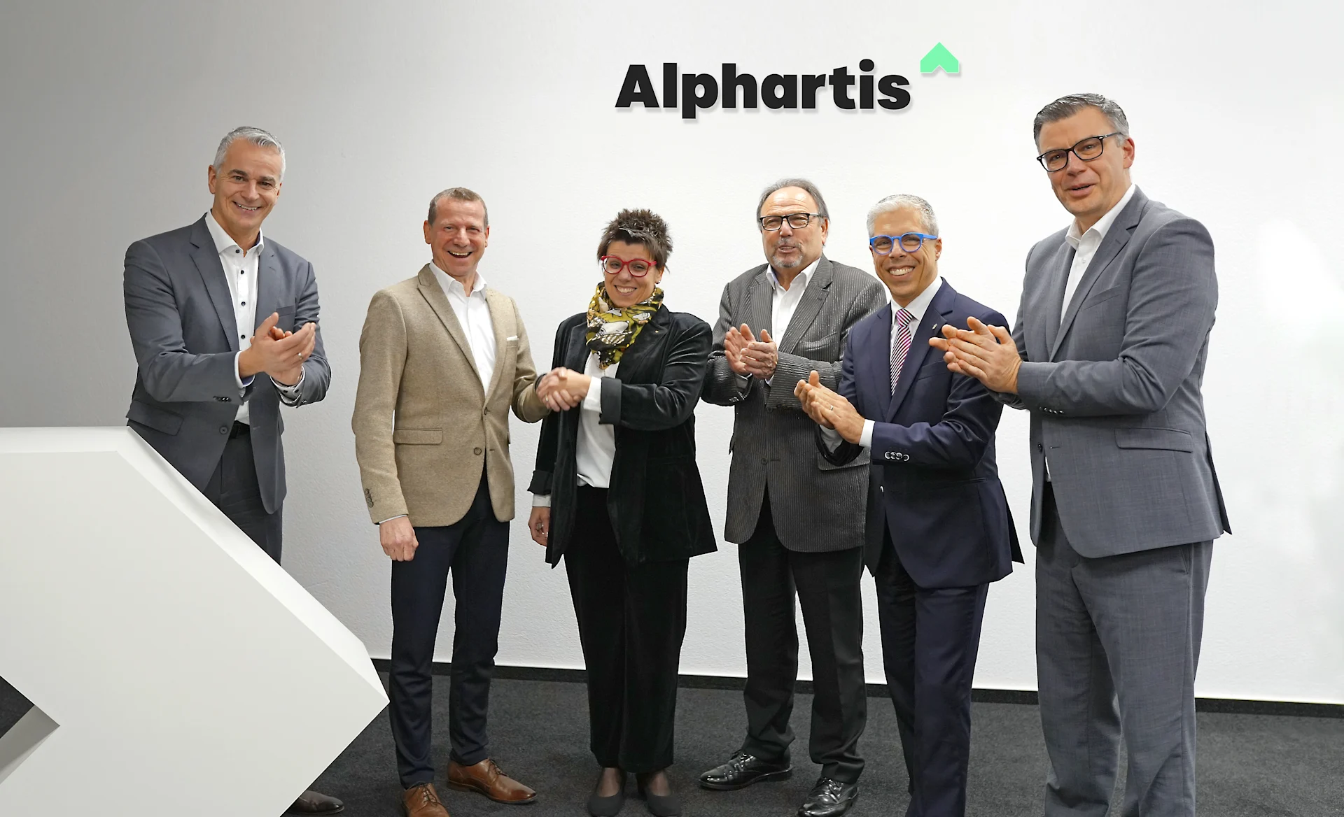 Alphartis SE | Autohandelsgruppe und Mobilitätspartner