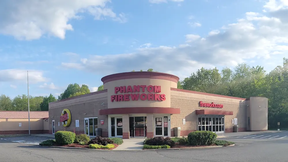 Phantom of Londonderry Showroom | Phantom Fireworks