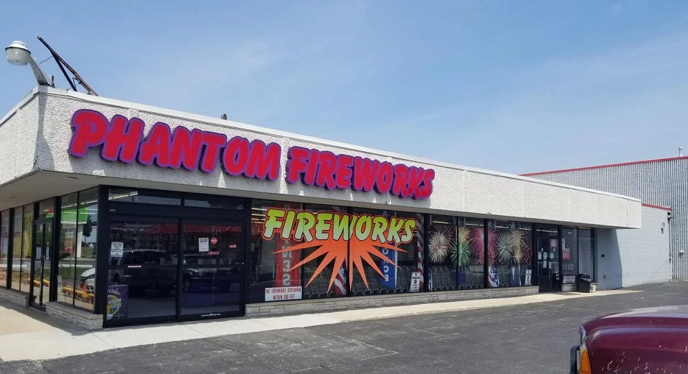 Phantom of Sterling Heights Showroom | Phantom Fireworks
