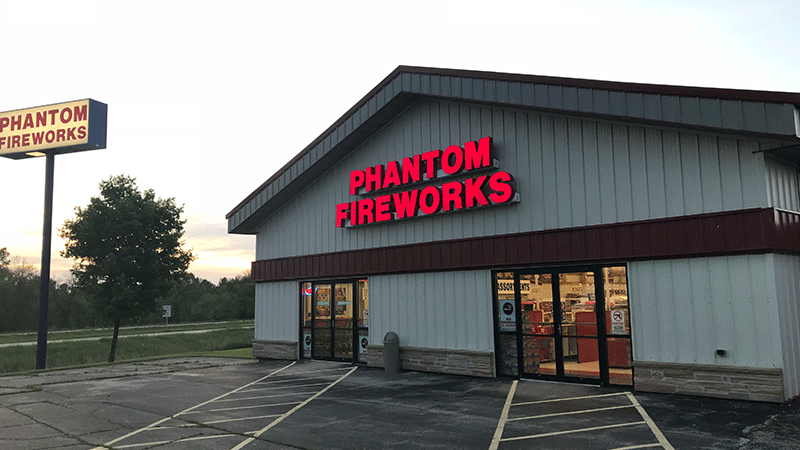 America's #1 Fireworks Retailer | Phantom Fireworks