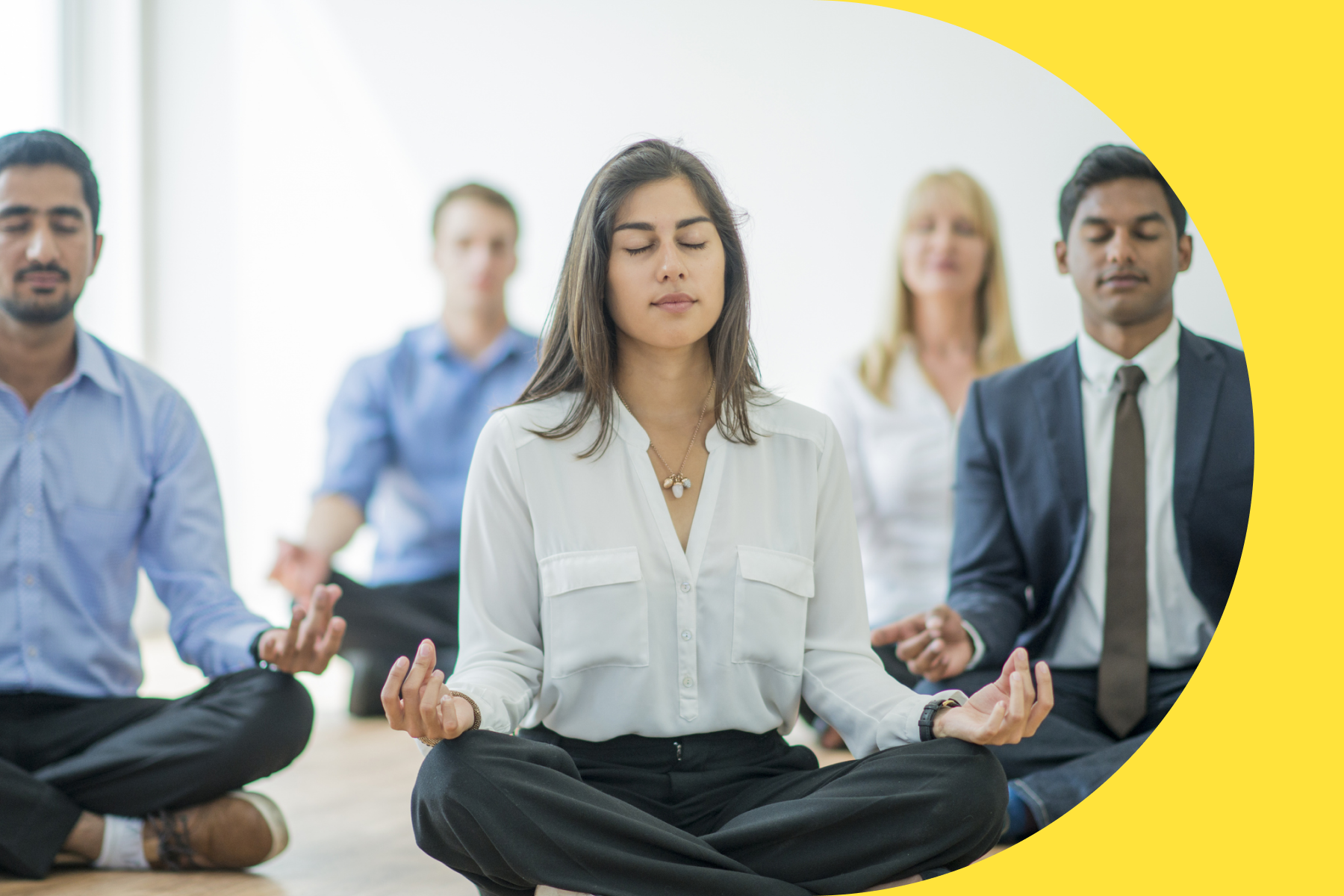 22 Best Employee Perks for 2025 | EarnIn