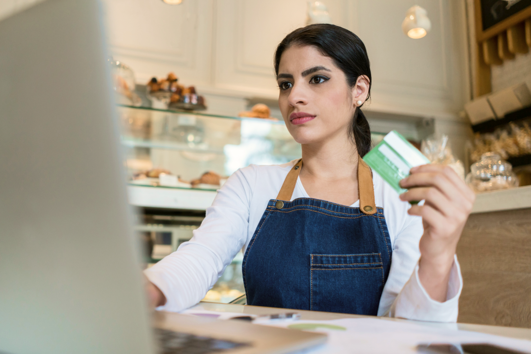 How Do Business Credit Cards Affect Personal Credit? | EarnIn