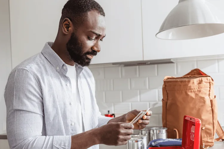 Need Emergency Food Money? 7 Solutions That Work Fast | EarnIn