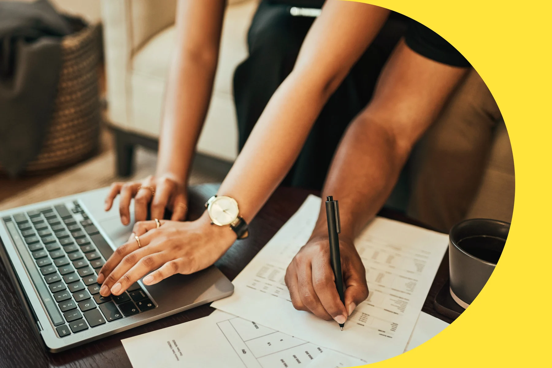 Checking vs. Savings Account: Learn The Difference | EarnIn