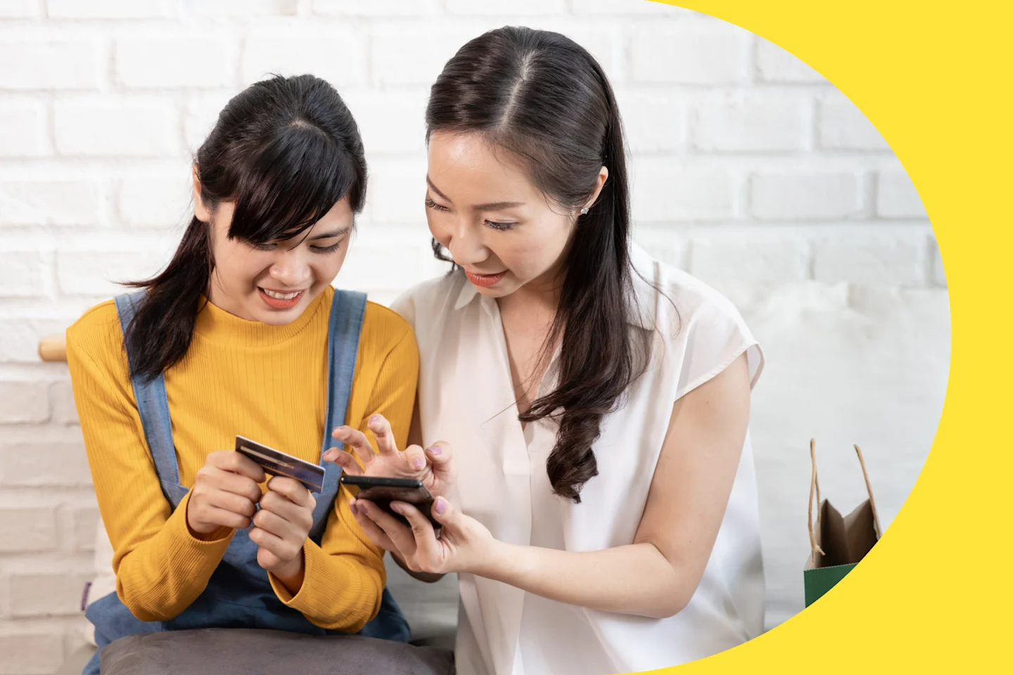 Pros and Cons of Joint Credit Cards | EarnIn