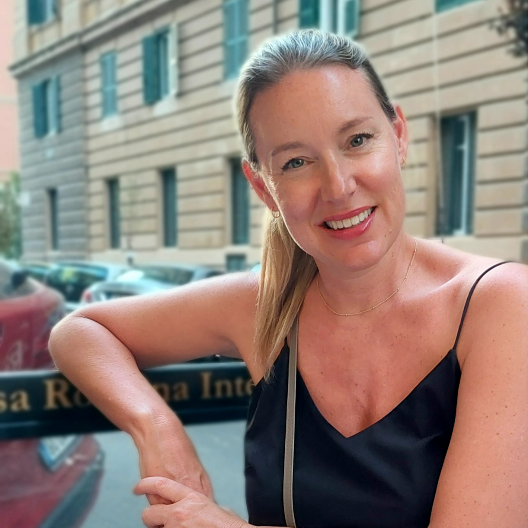 Claire Simons | Fora Travel