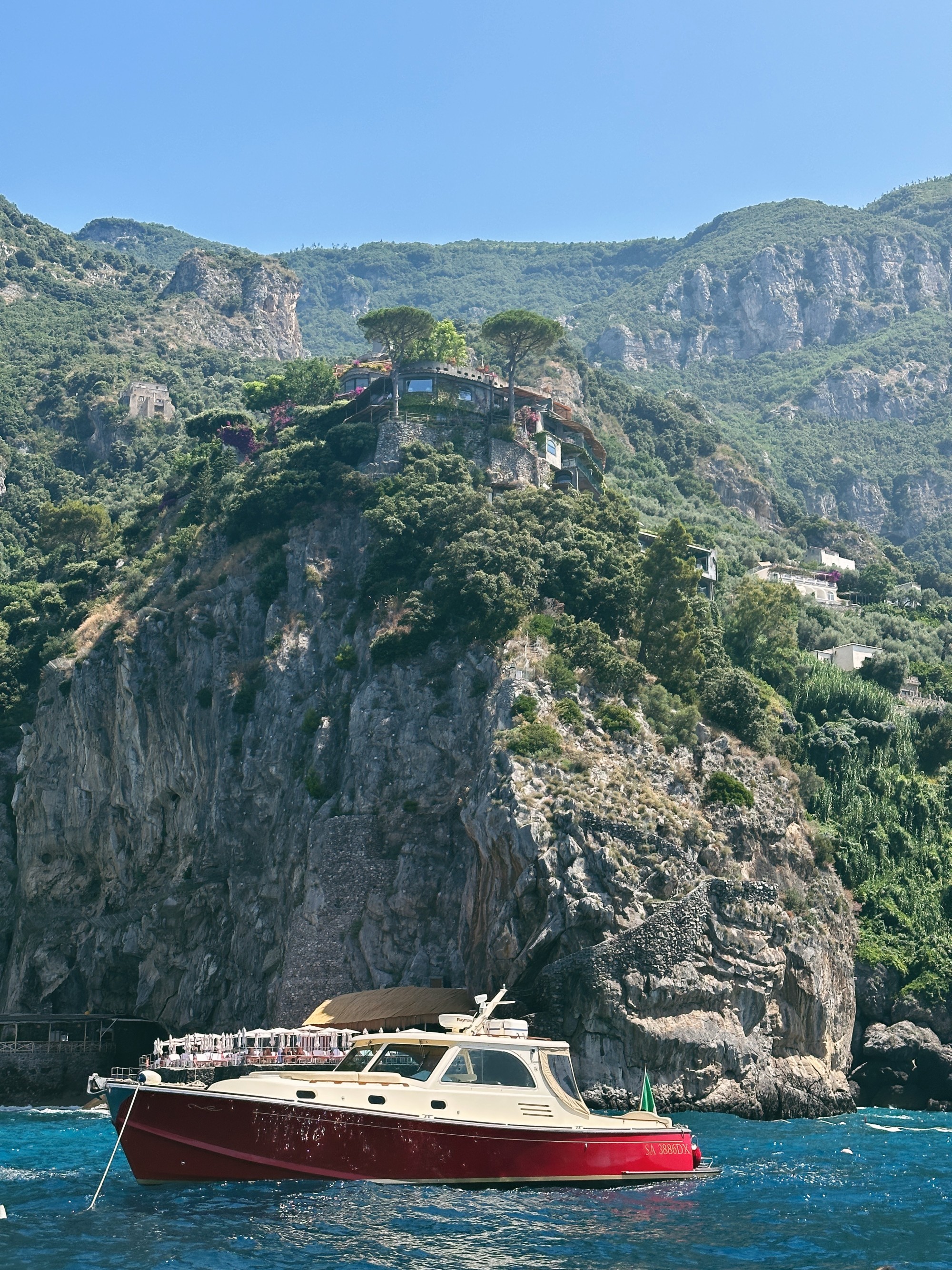 A Guide to the Best Amalfi Coast Beach Clubs