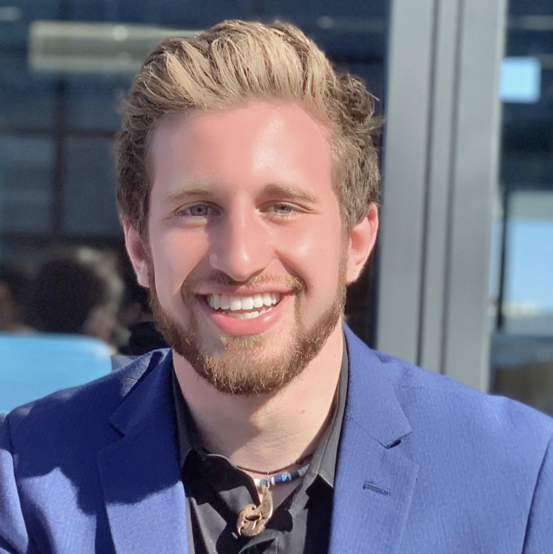 Jonathan Pozzi | Fora Travel