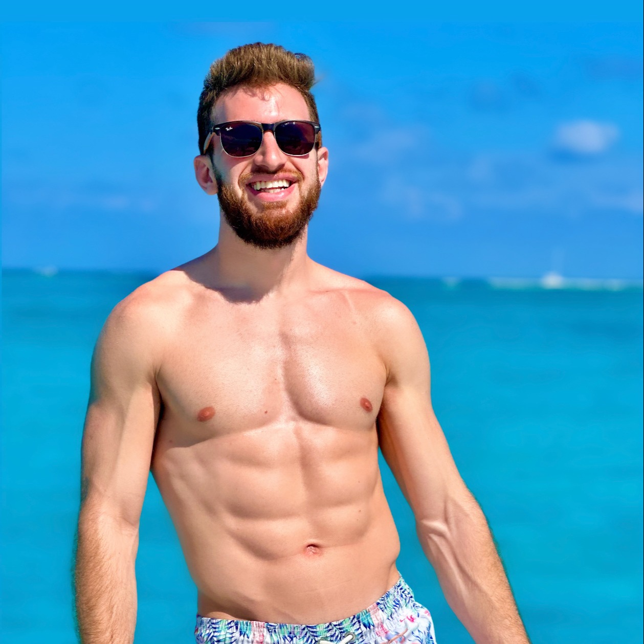 Jonathan Pozzi | Fora Travel