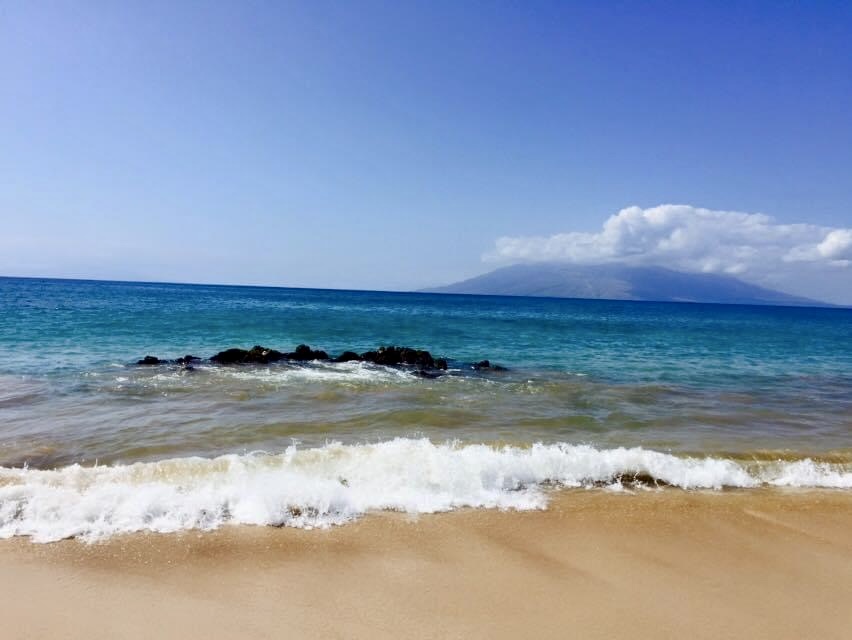 A Solo Traveler's Guide to Maui