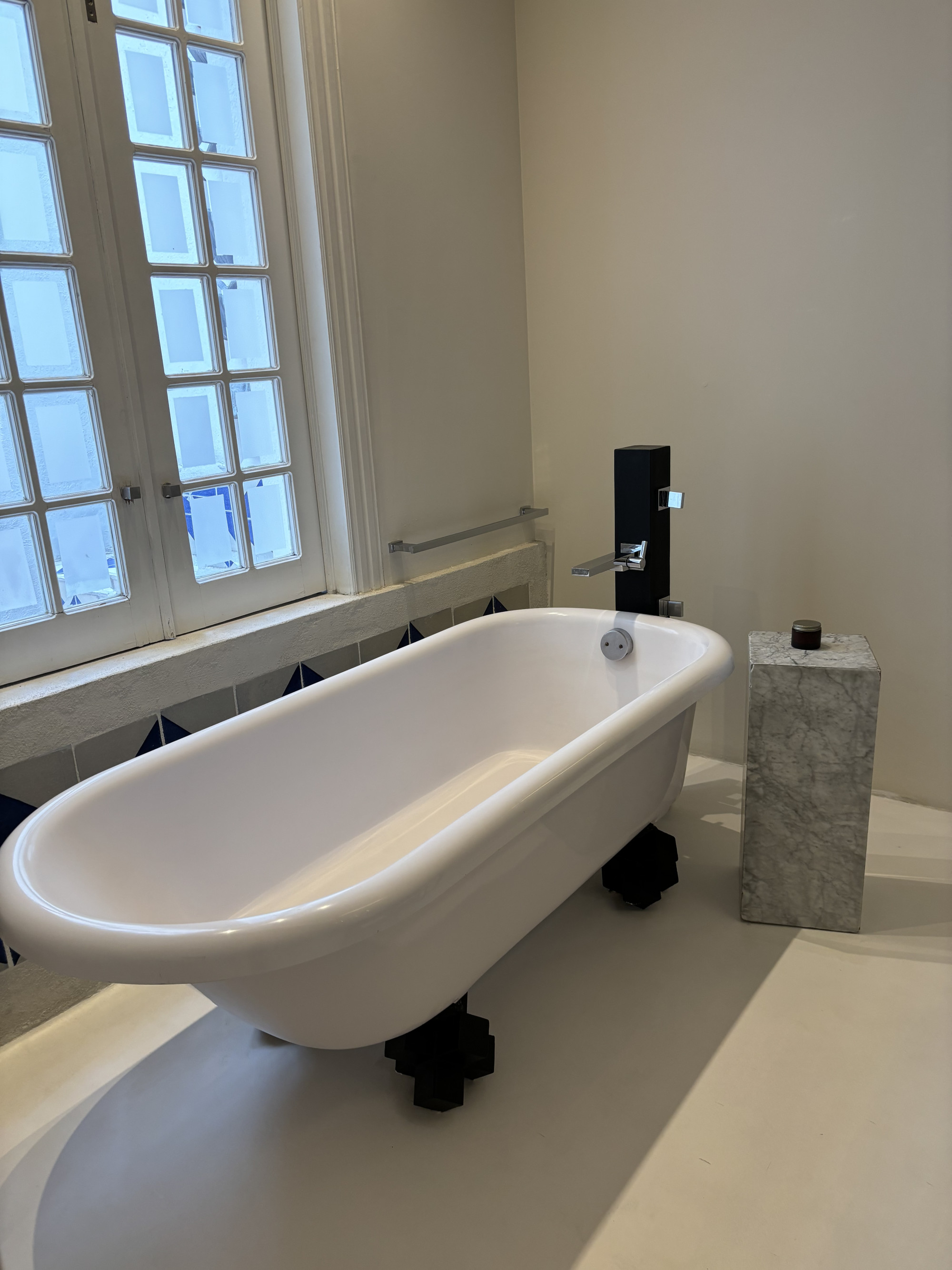 Site Inspection at La Valise Mexico City