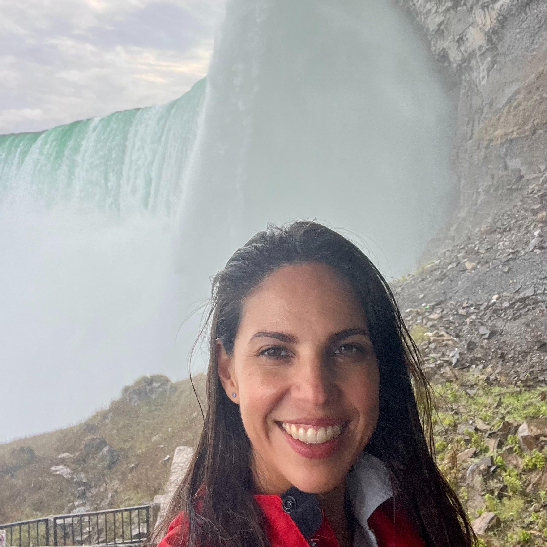 Annette Acosta | Fora Travel