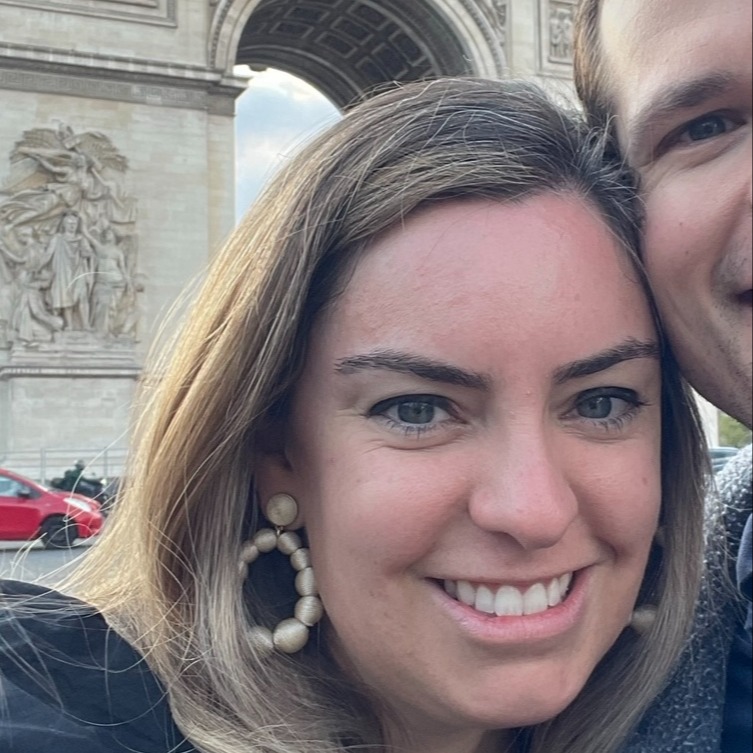 Liz Davis | Fora Travel