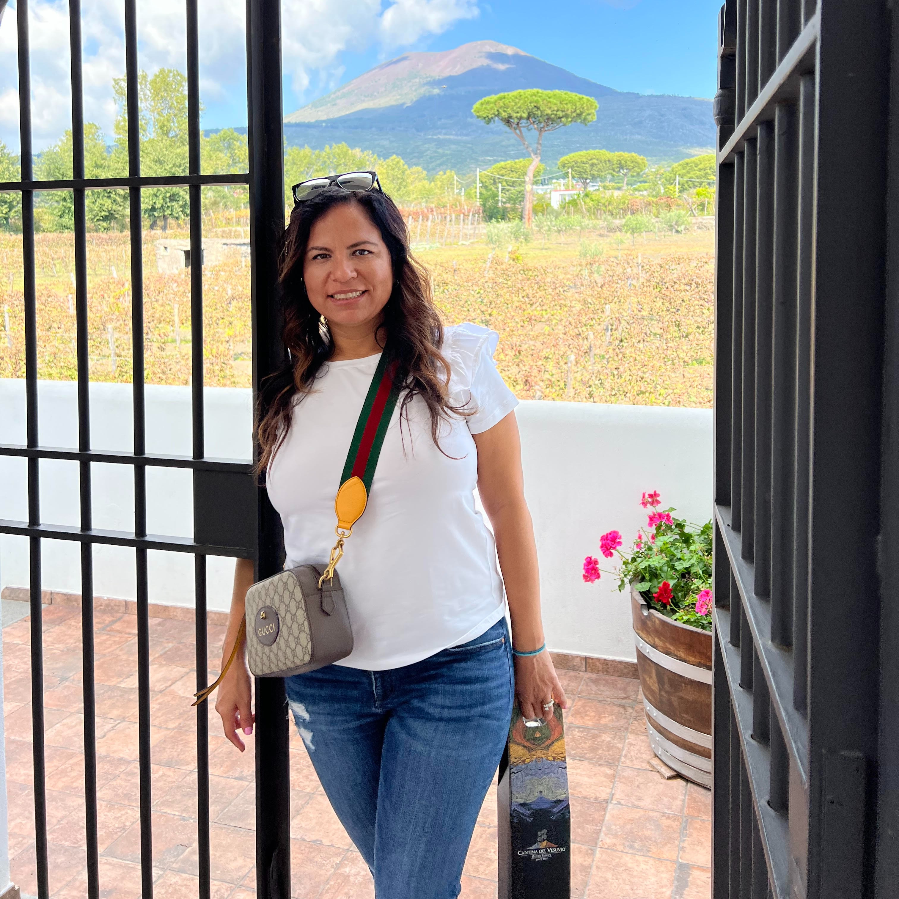 Elizabeth Calderon Bravo | Fora Travel