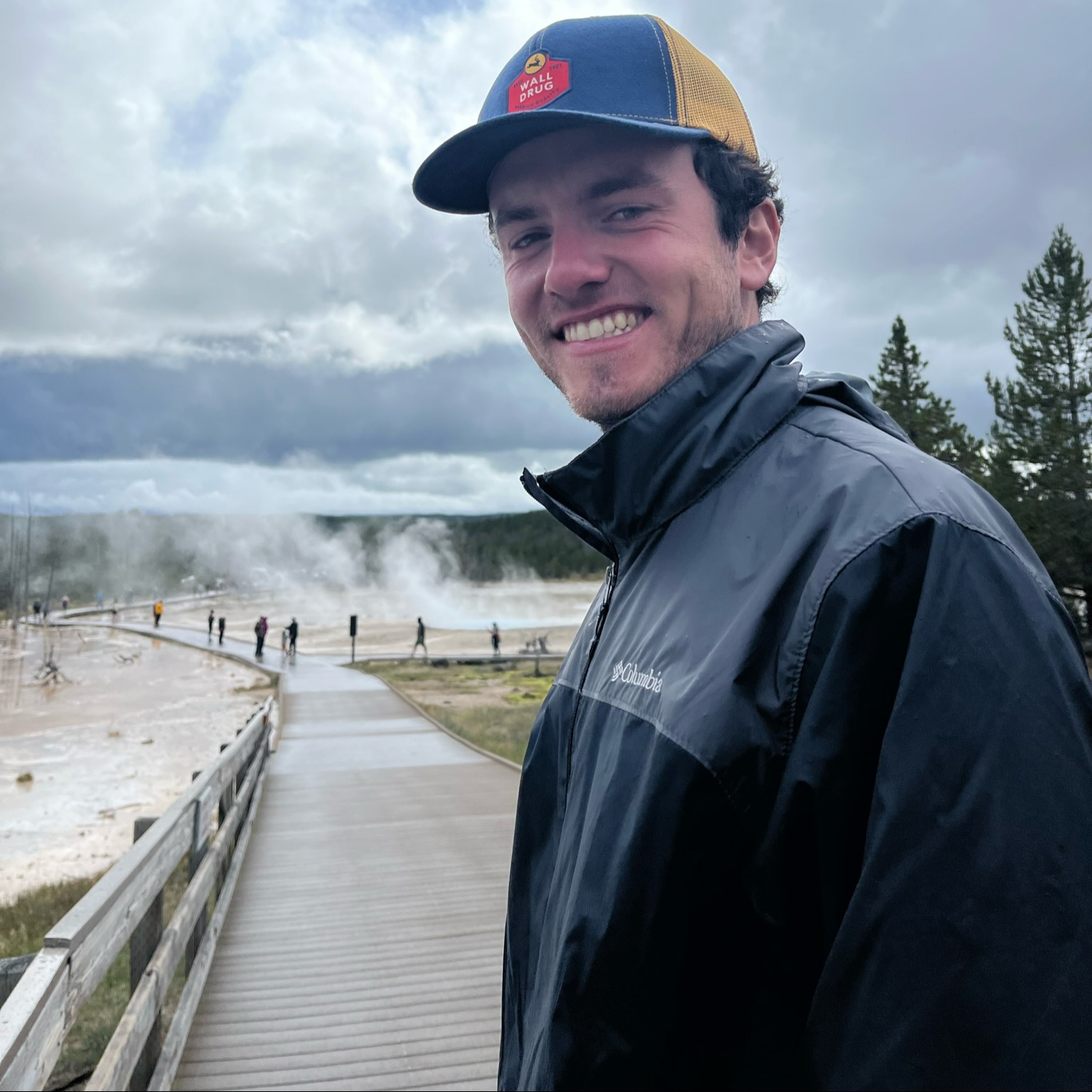 Justin Rhoades | Fora Travel