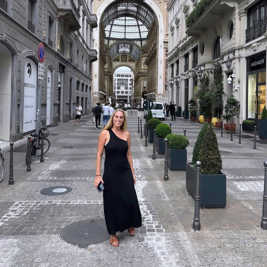 Sarit Rothschild | Fora Travel