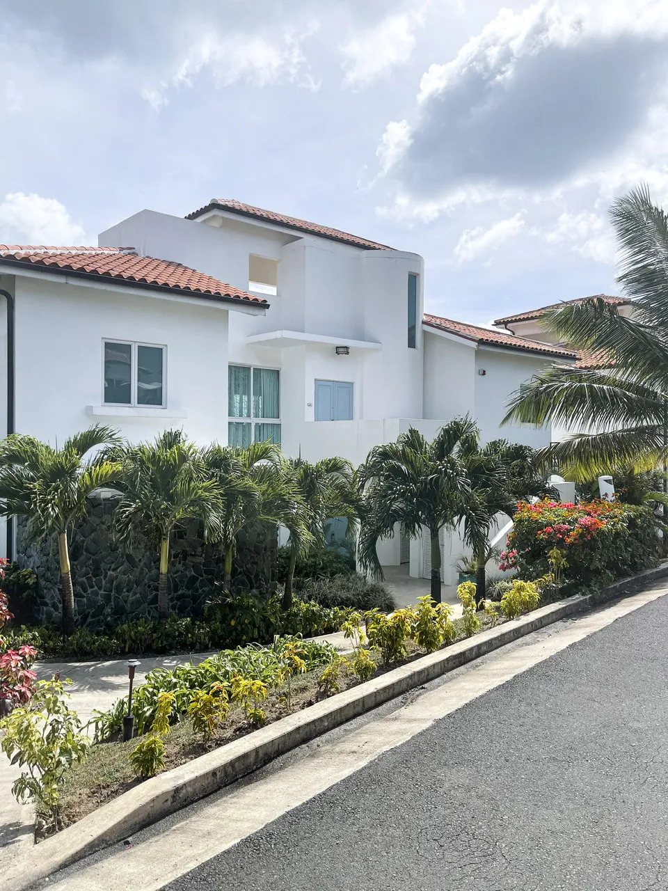 Guide to Windjammer Landing in St. Lucia