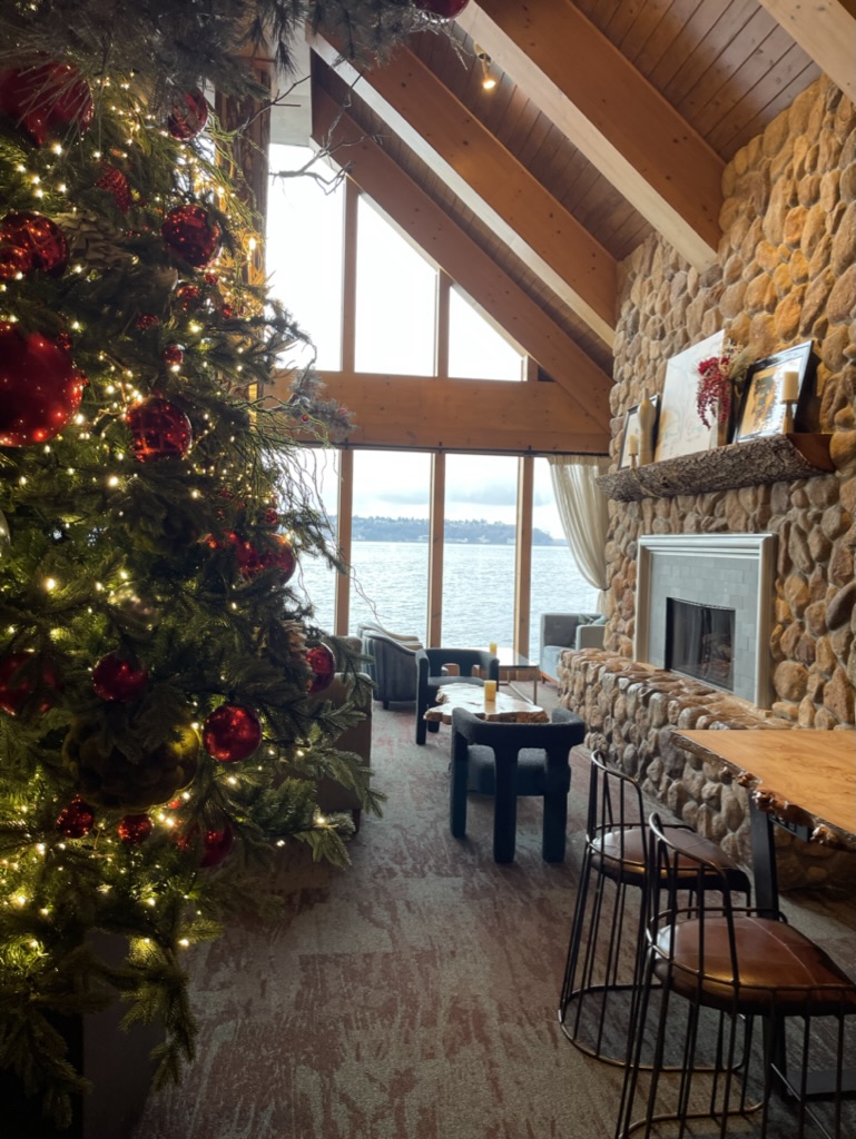 Luxury Stays in Seattle