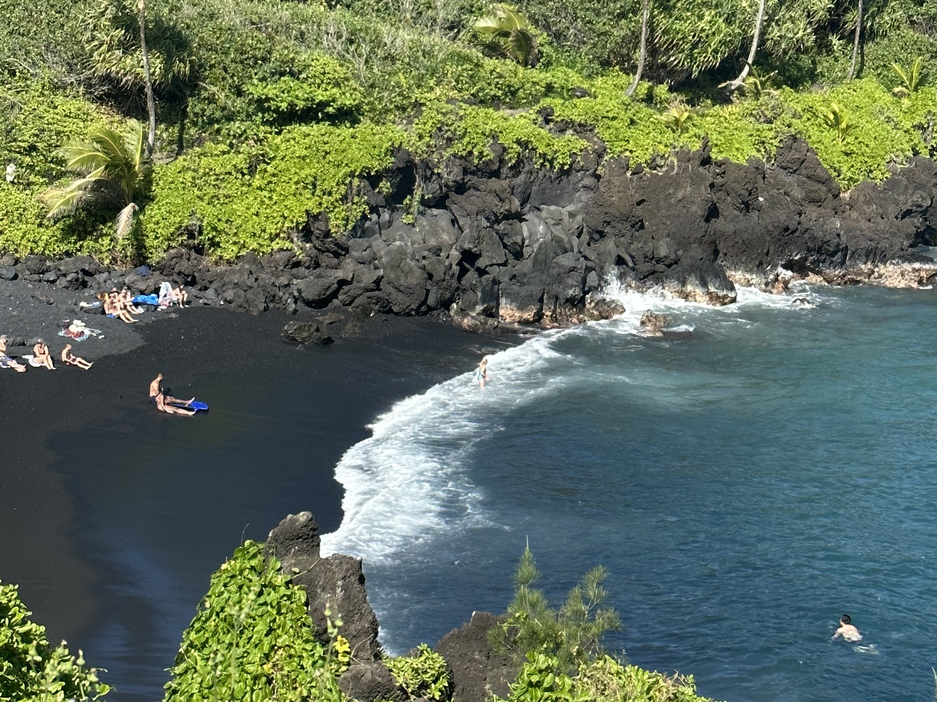 Maui Magic: The Ultimate Guide to Paradise