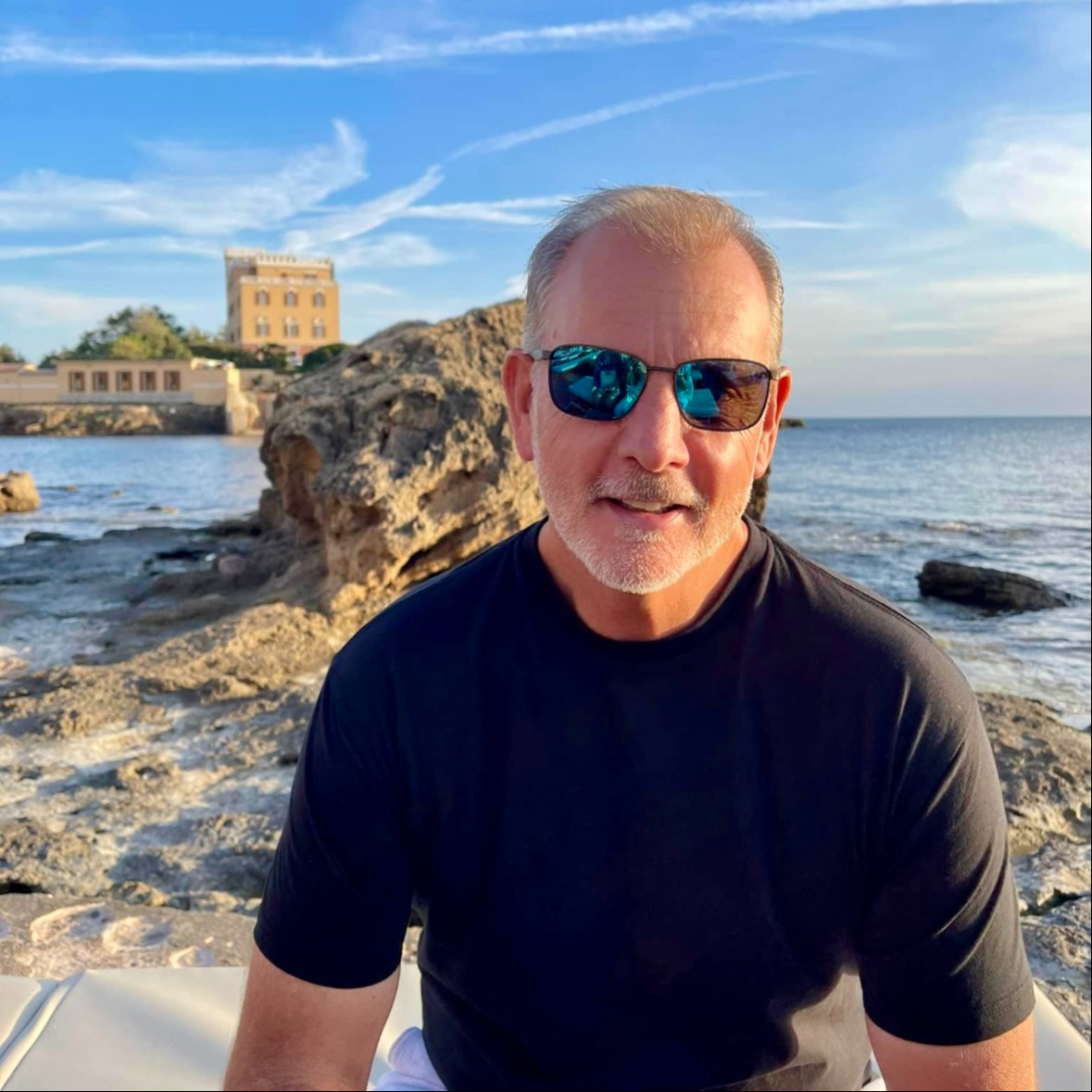 Mike Tosti | Fora Travel