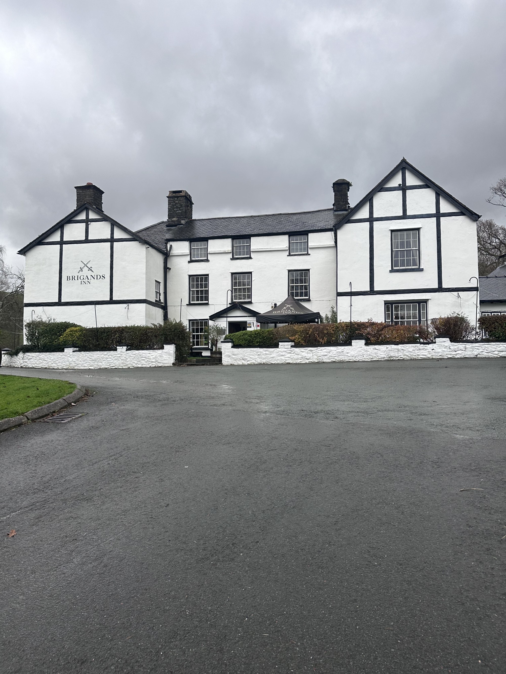 Lovely Inn in the Stunning Welsh Countryside
