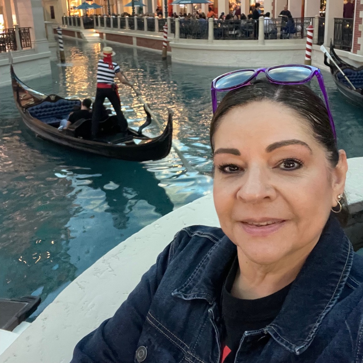 Jamie Alvear | Fora Travel