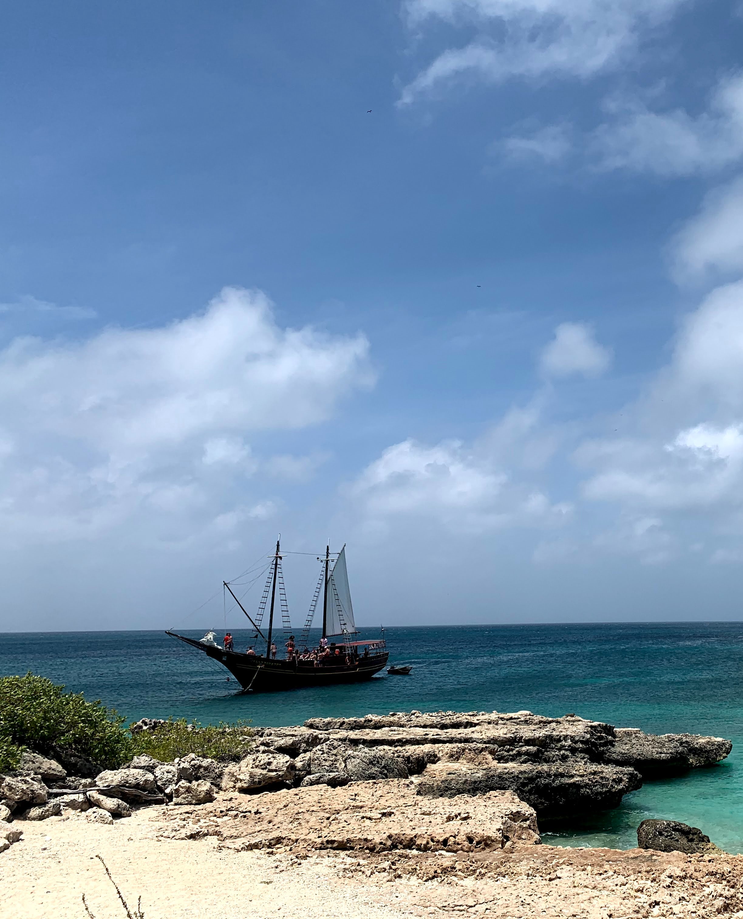 Experience the Joy & Beauty of Aruba, 'One Happy Island'