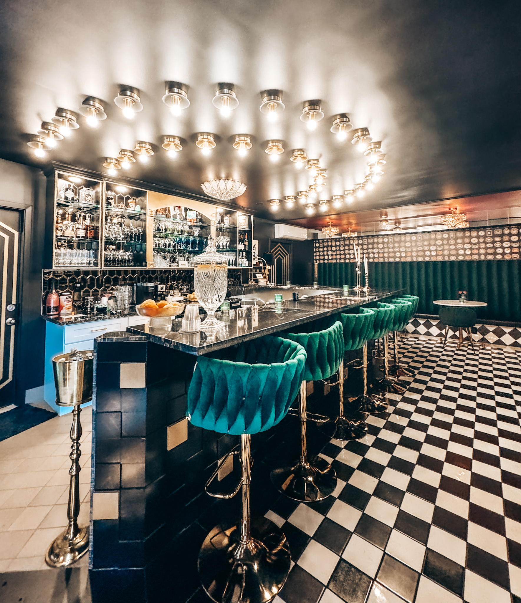 The Velvet Rope: Palm Springs' Newest Boutique Hotel, Where Old ...