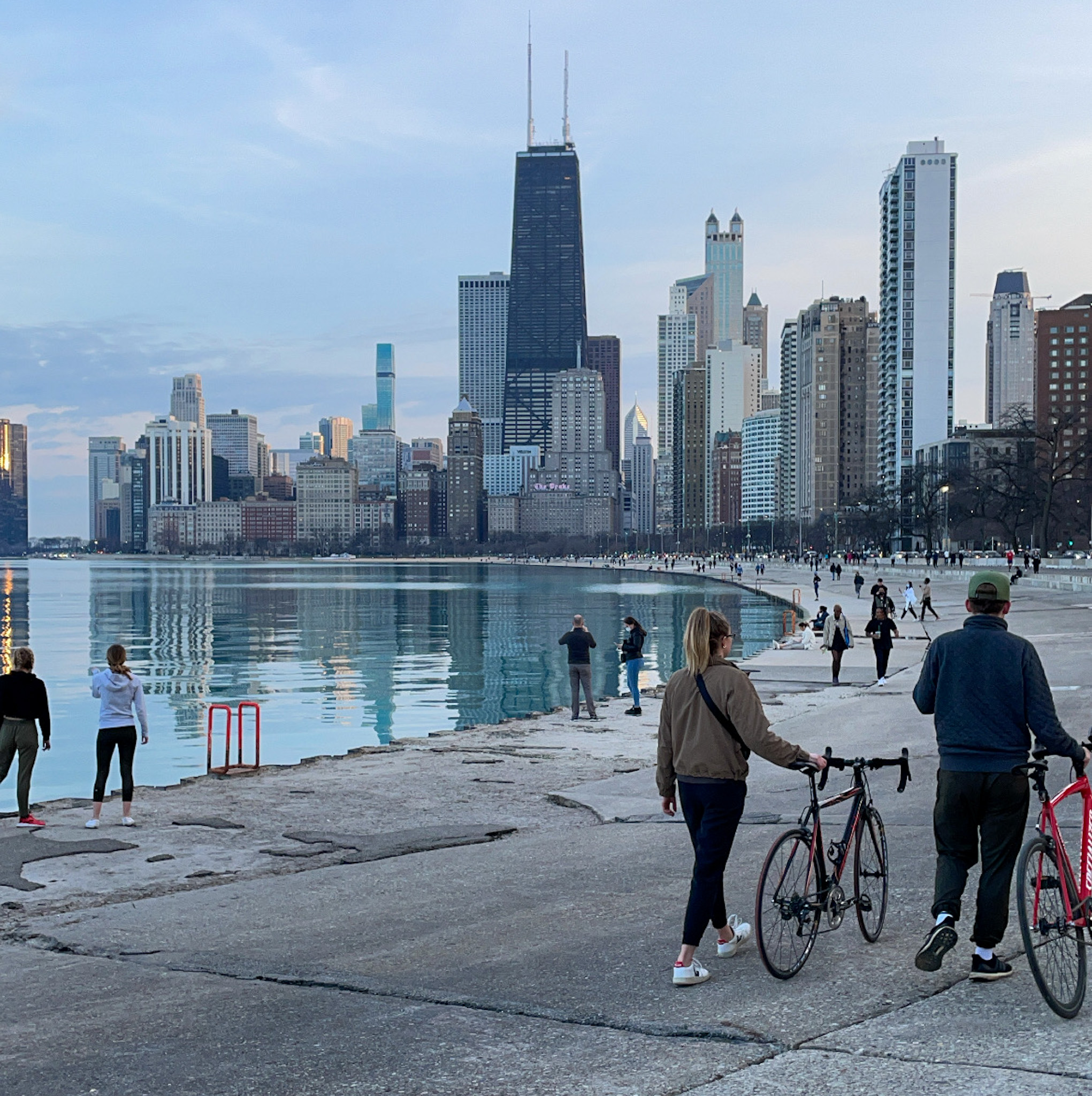 A Local’s Guide: Discover Dining and More in Chicago