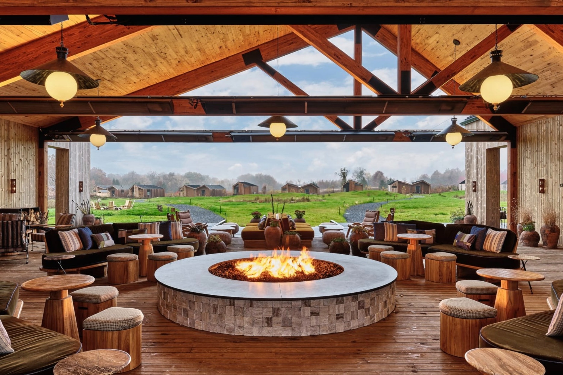 7 Romantic Getaways for the Perfect Mini-Moon