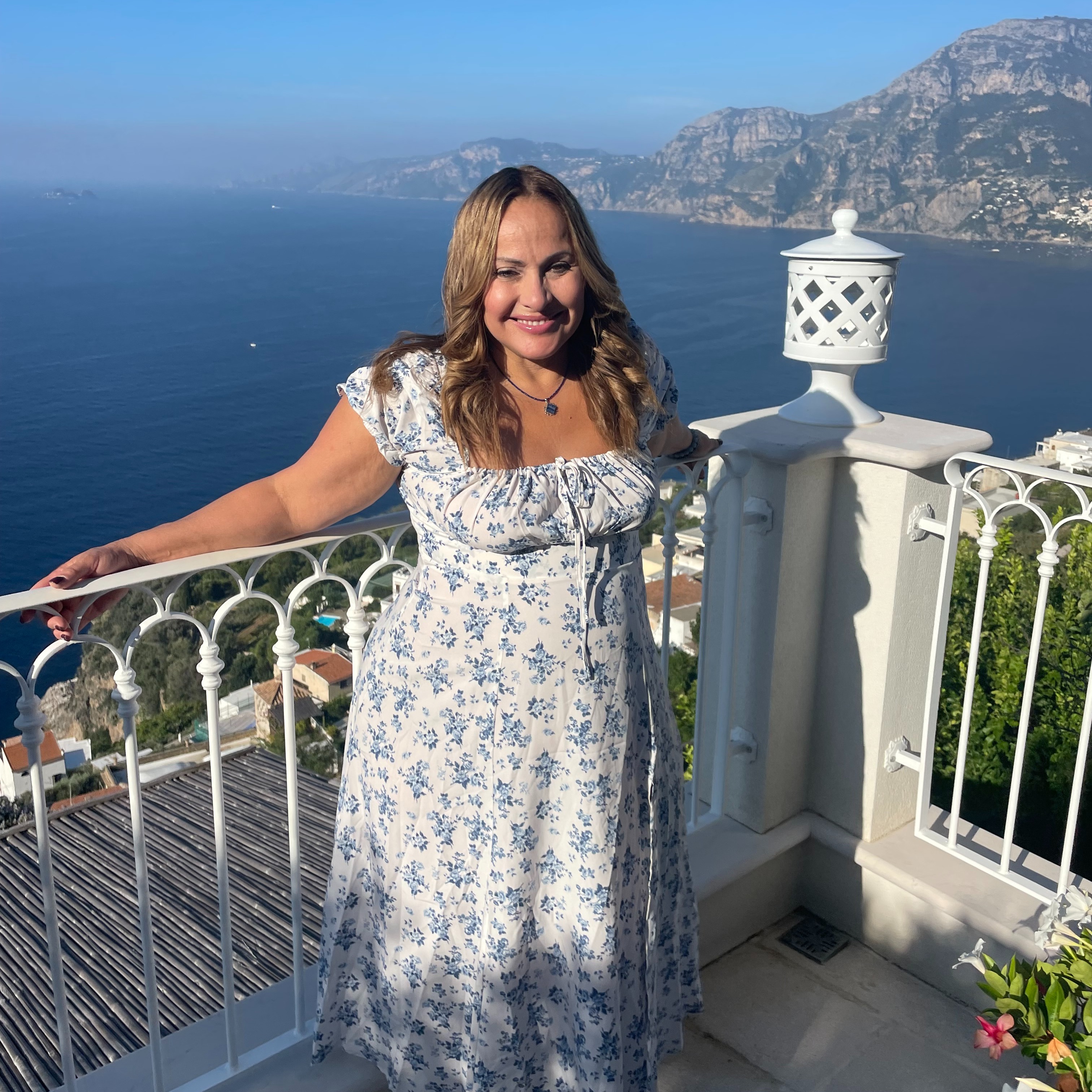 Debra Ann Antis | Fora Travel