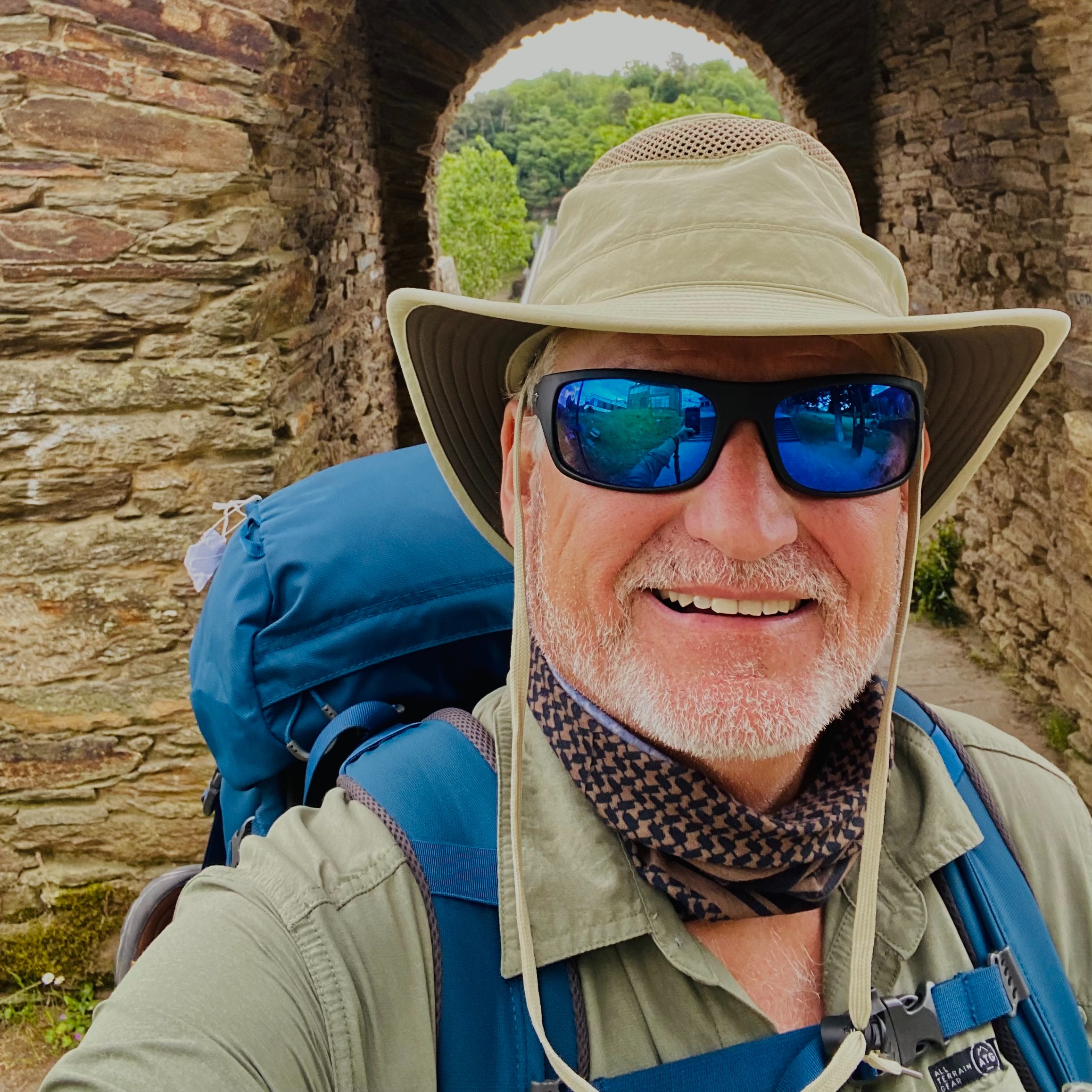 John Randy's Instagram, Twitter & Facebook on IDCrawl