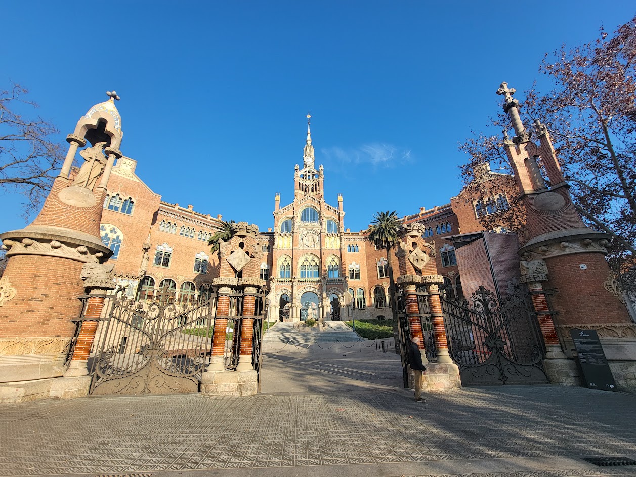 What To Do in a Few Days in Barcelona, Spain